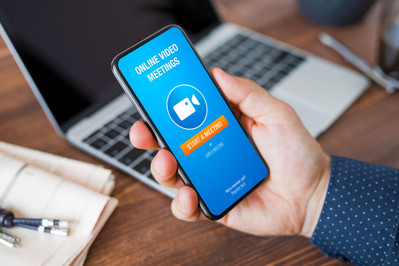 Choosing the Right Meeting App: A Guide | IW Serviced Office